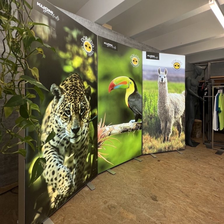 LED-Up Displays für Der Touristik Suisse AG